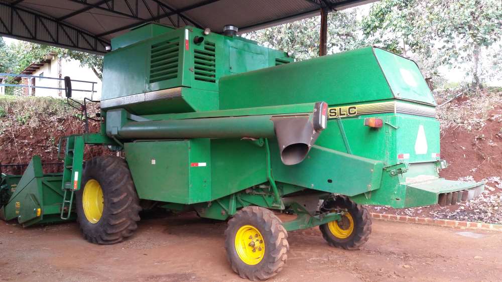Colhedeira - Ano: 1996 - R$800000 - Agroads