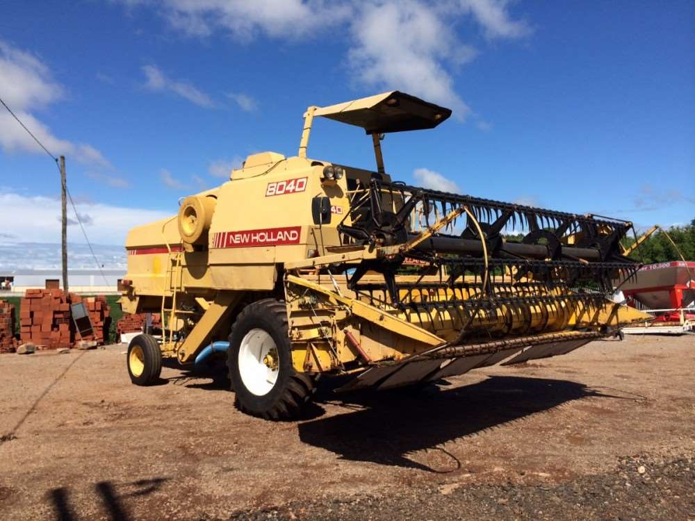 Nh 8040 Plataforma 13 Pés - Ano: 1987 - R$56000 - Agroads