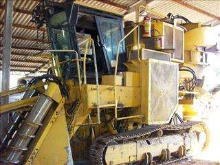 Colheitadeira - John Deere - John Deere Cameco - Ano: 2000 - Agroads