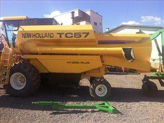 Colheitadeira - New Holland - Tc 57- 2001 - Ano: 2001 - R$170000 - Agroads