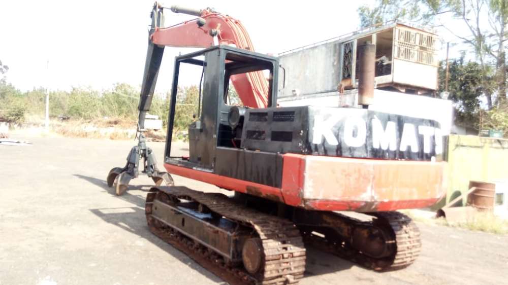 Escavadeira Poclain Pc 150 Seire3 - Ano: 1989 - R$780000 - Agroads