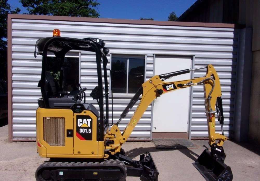 Mini Escavadeira Caterpillar - Ano: 2019 - R$64000 - Agroads