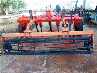 Jan - Subsolador - Ano: 1999 - R$10900 - Agroads