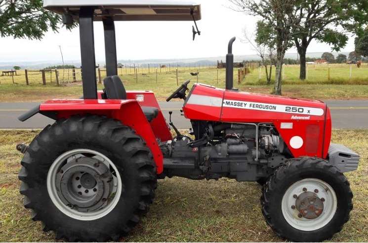 Trator Massey Ferguson Mf 250 - Ano: 2009 - R$32000 - Agroads