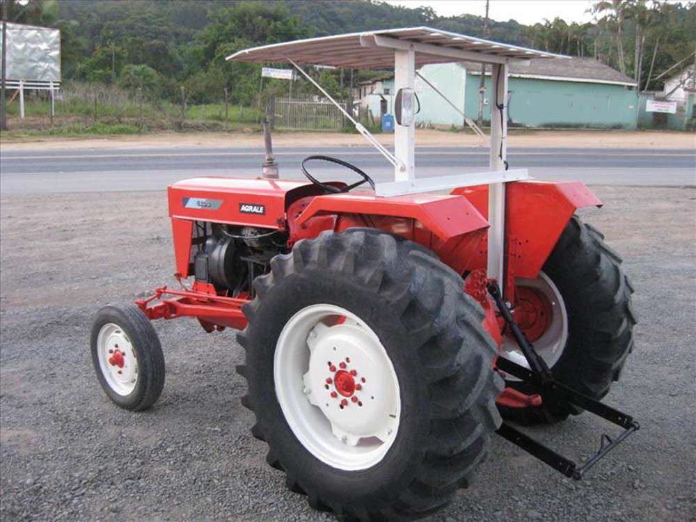 Trator Agrale 4100 Ano 1994 4x2 R - Ano: 1994 - R$11500 - Agroads