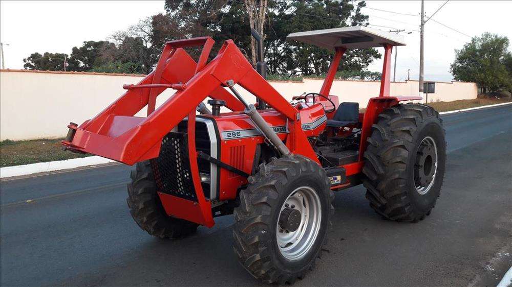 Trator Massey Ferguson Mf-296 4x4 Ano 1988 - Ano: 1988 - R$37000 - Agroads