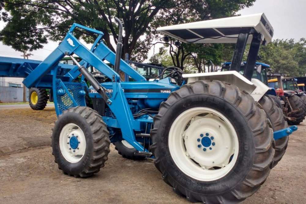 Trator Ford 4x4 7630 1992 Com Lamina - Ano: 1992 - R$39000 - Agroads