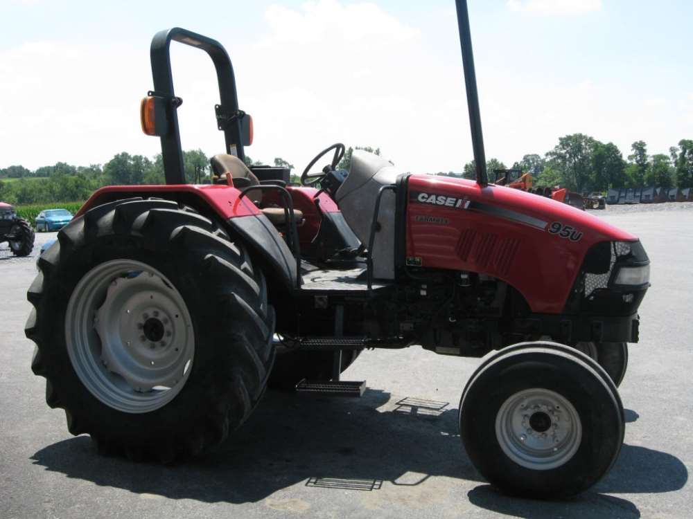 2009 Case Ih Farmall 95u - Ano: 2009 - R$5000 - Agroads