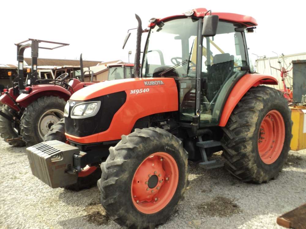 Kubota M9540 - Ano: 2012 - R$11000 - Agroads