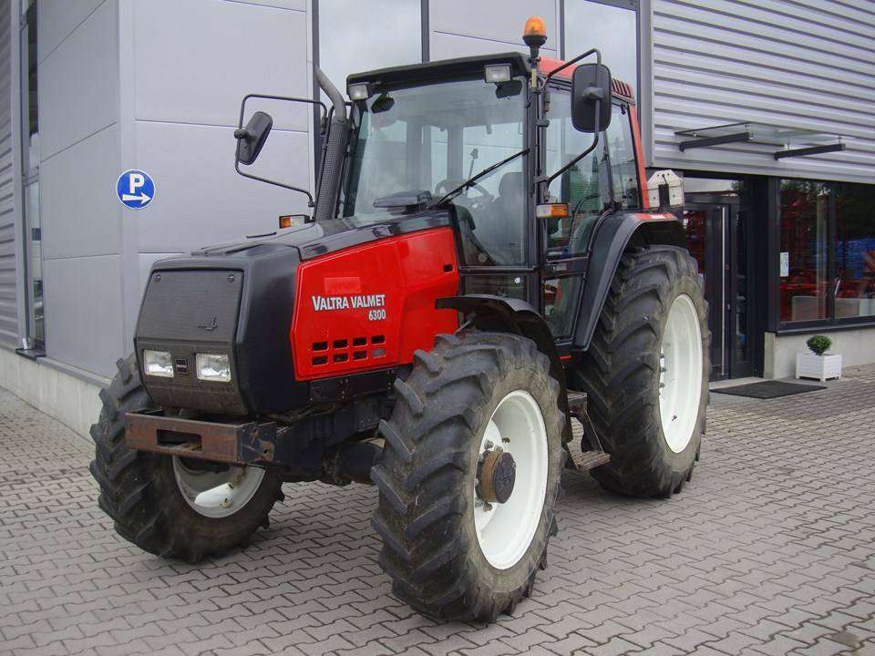 Tractor Valmet/valtra 6300 - Ano: 1999 - R$28000 - Agroads