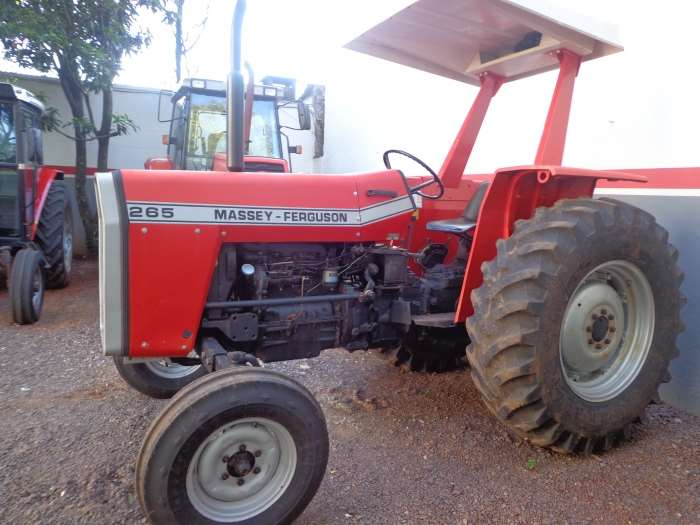Trator Mf 265/2 1986 - Ano: 1986 - R$25000 - Agroads