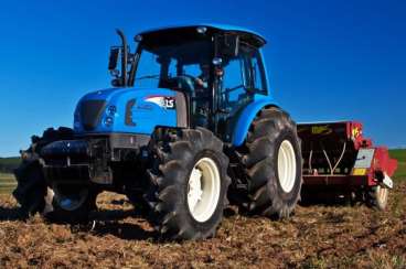 Trator Ls Série Plus 2014 - Ano: 2014 - Agroads