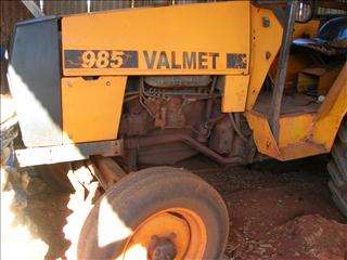 Trator Valmet 985 - 90/90 - Ano: 1990 - R$30000 - Agroads